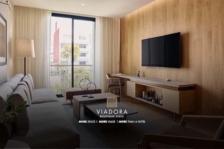 Polanco - Balcony Suite Live/work  2br/2ba 6 Pax - Mexico City