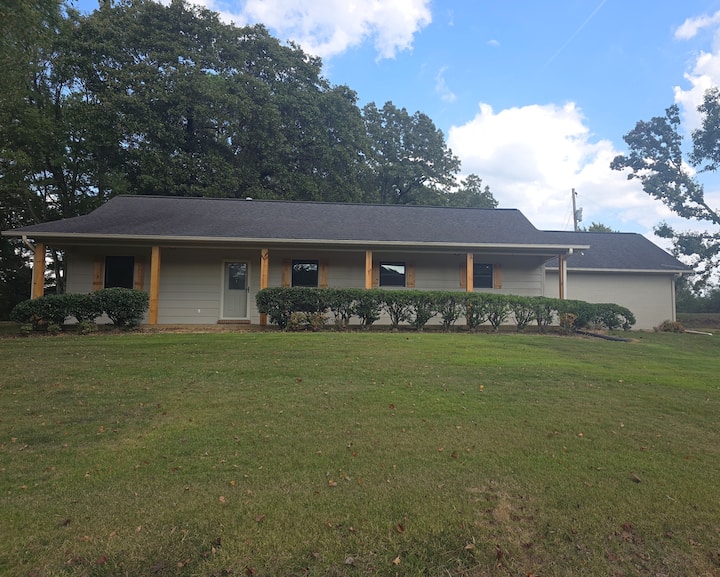 Vista Retreat - Blue Mountain, MS