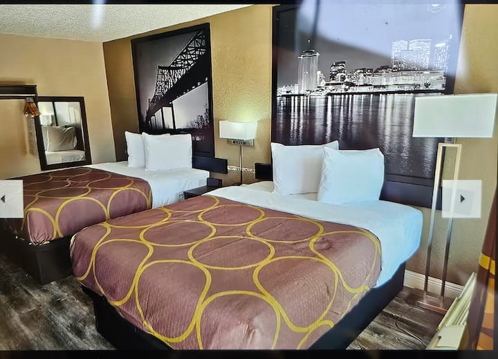 Hotel - Metairie, LA