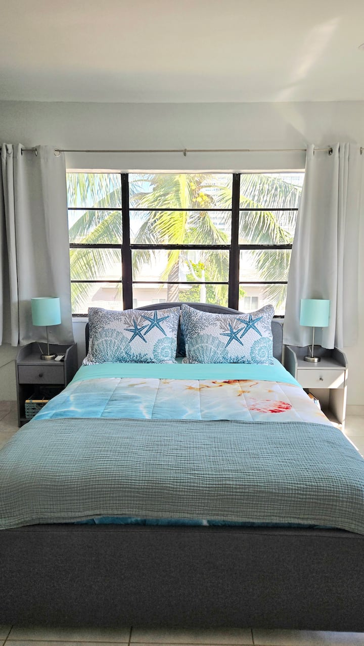 Wonderbeach Condo - Hollywood