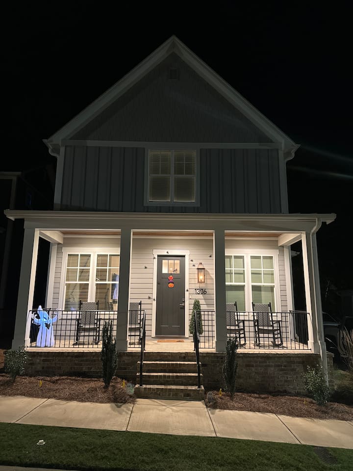 Two-story House, Oxford, Ms - Oxford, MS