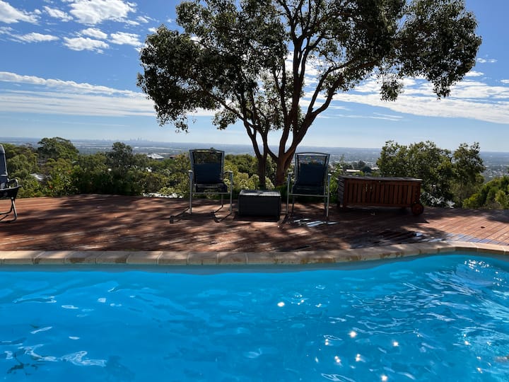 Hills Cabin Escape - Trails, Pool & Starry Nights - Perth