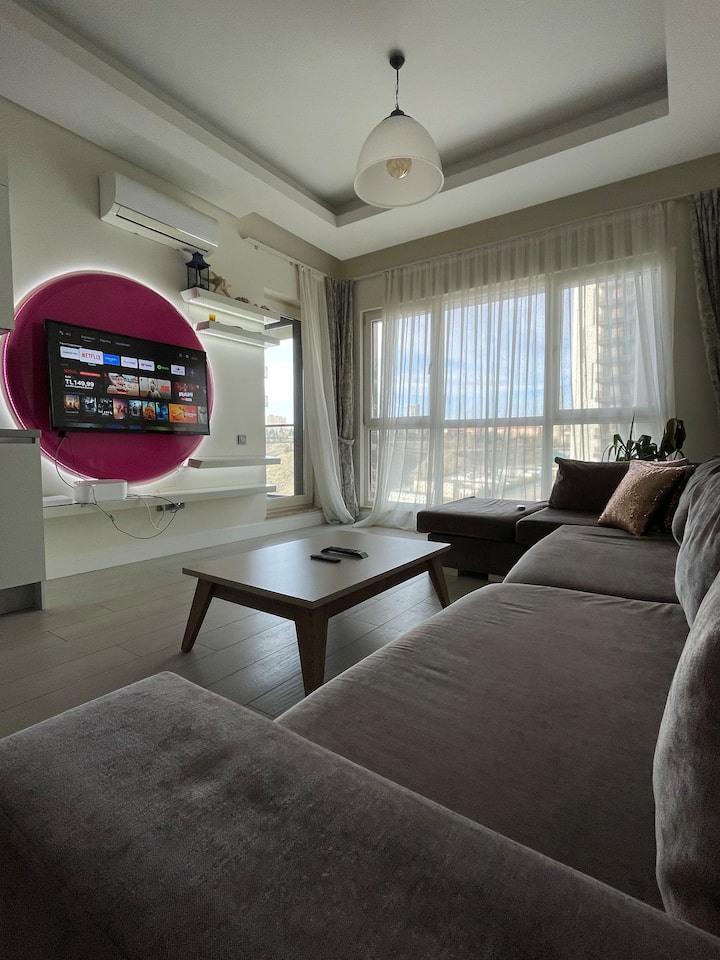 Havuzlu Lüks Site Içerisinde - Ankara
