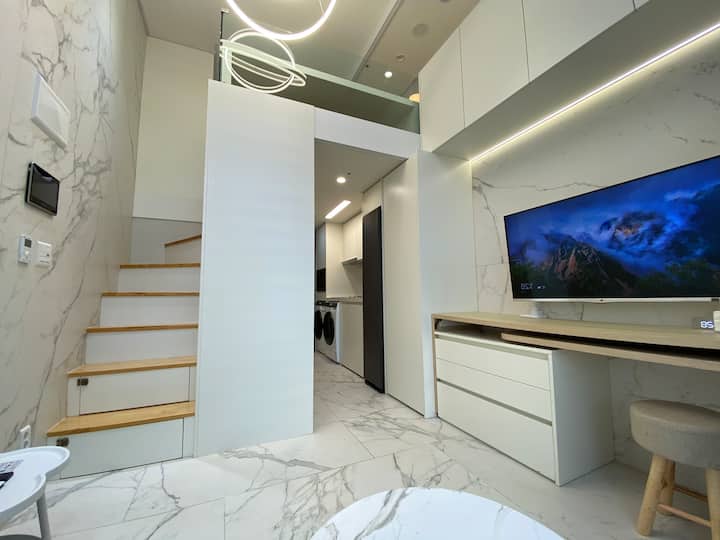 Durian Cracker - Seoul