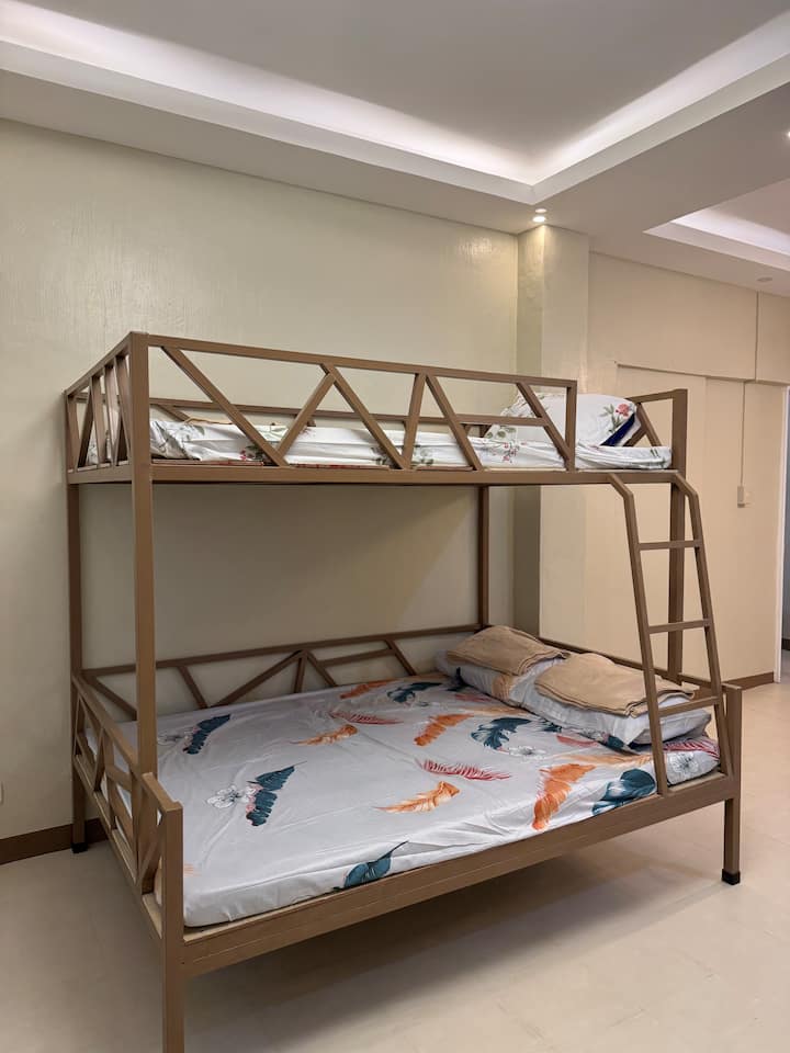 Win’s B&b- Bedroom For 5 - Daraga