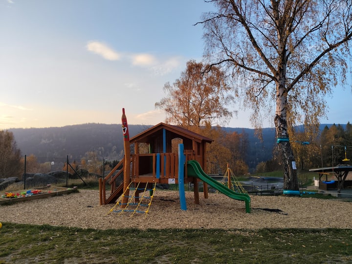 Hezký Karavan Blízko Sjezdovky - Harrachov