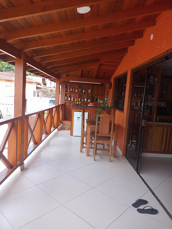 Casa Espaçosa Com 3 Quartos - Ilhabela