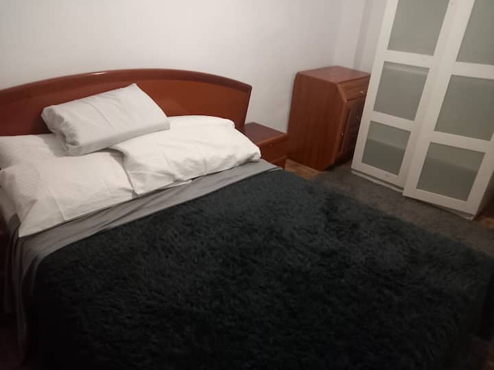 Habitación - Mejorada del Campo