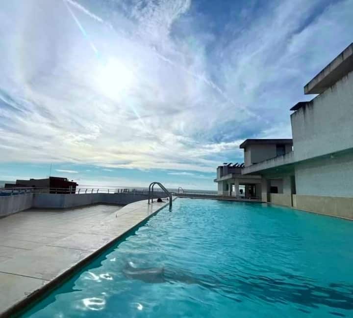 Departamento En Tonsupa C/piscina Vista Al Mar - Atacames Cantón