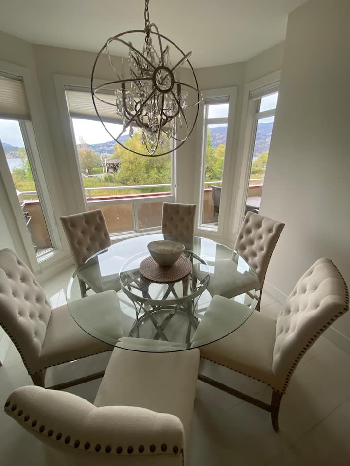 Discovery Bay, Townhouse 2. Just Wow! Str Licensed - Kelowna