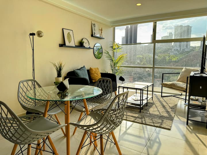 Departamento Con Vista A Club De Golf Bosque Real - Mexico