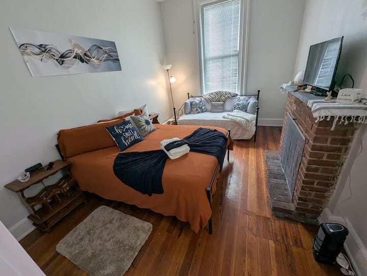 Otr Charming Delight - Cincinnati, OH