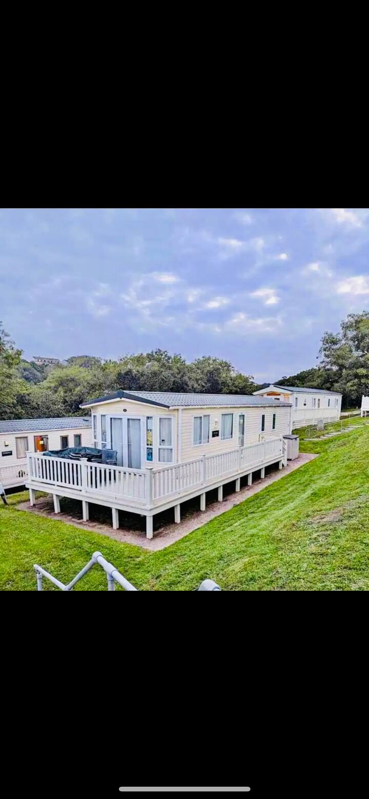 Holiday Home @ 
Hoburne Devon Bay - Brixham