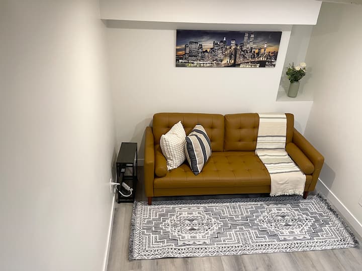 Cozy 1 Bedroom Basement Suite W/no Shared Space. - Winnipeg