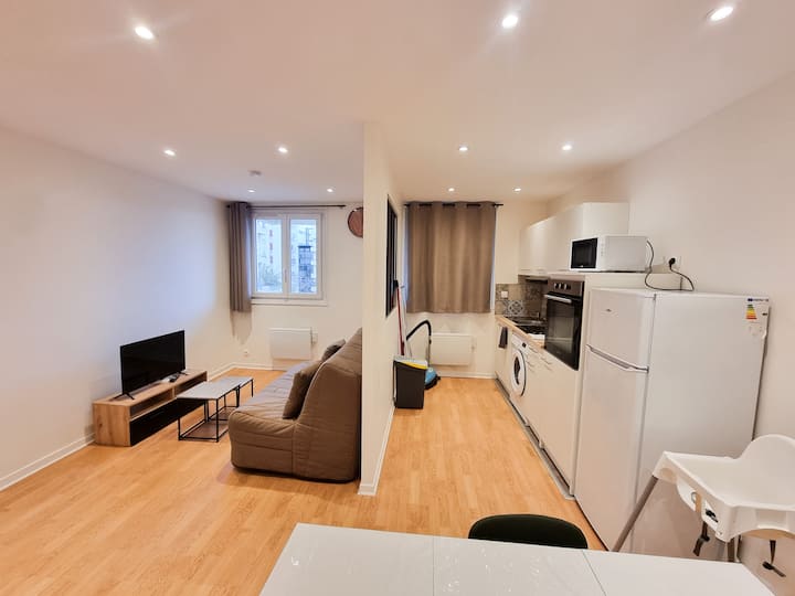 Appartement Neuf En Plein Centre-ville - Montigny-le-Bretonneux