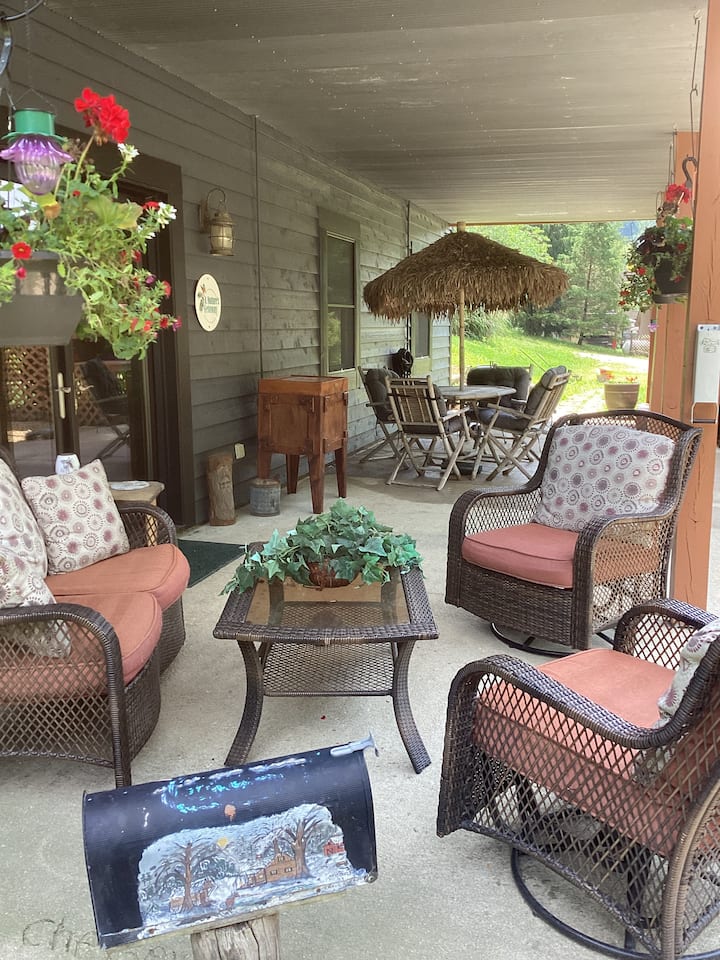 Charming And Cozy 
A Natures Getaway
Brown Co In - Brown County, IN
