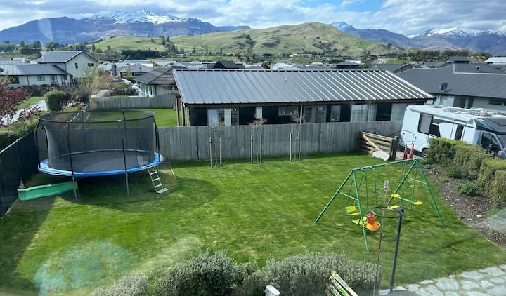 Large Family Home In Queenstown - Queenstown