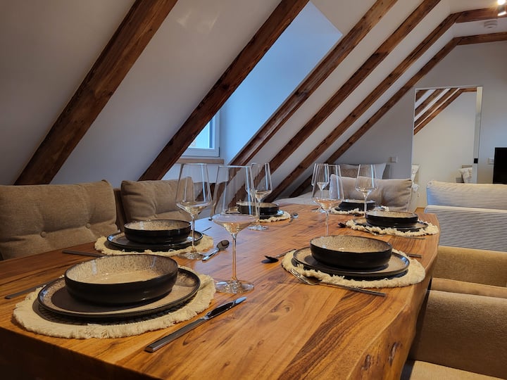 Sioux: Stivolles Designapartment Im Dachgeschoß - Augsbourg