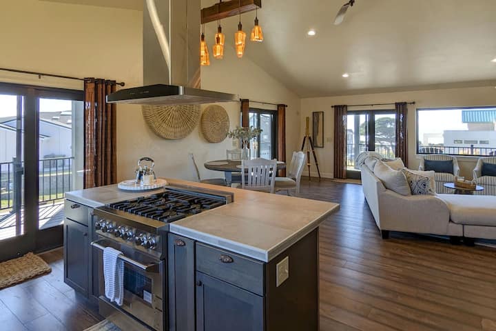 "New 2025"  Amazing Ocean Views And Beach Access - Bandon, OR