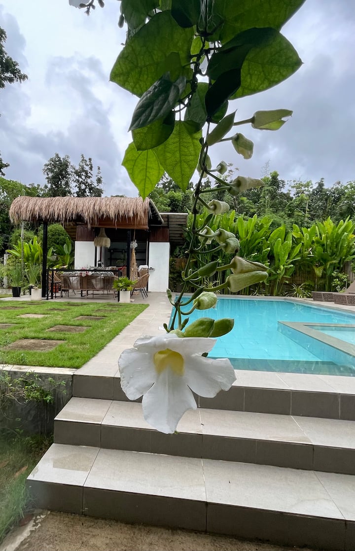 Unit 2, 2-bedroom, Sleeps 4 Suite - Puerto Princesa