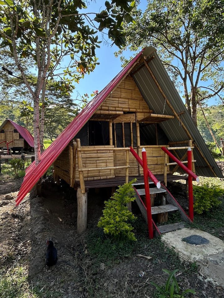 Cabaña Alpina En Guadua Y Bambú - Finca Mamatacha - Miraflores