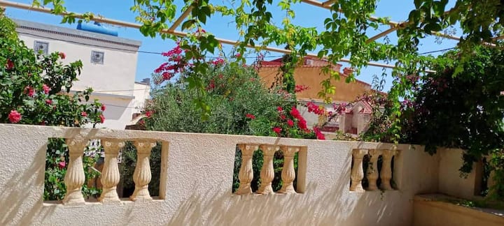 Maison A  Aïn Turk Au Bord De Mer - Algérie
