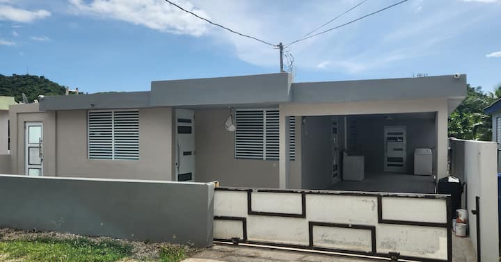 Espectacular Casa Familiar Grande Y Muy Acogedora. - Juana Díaz