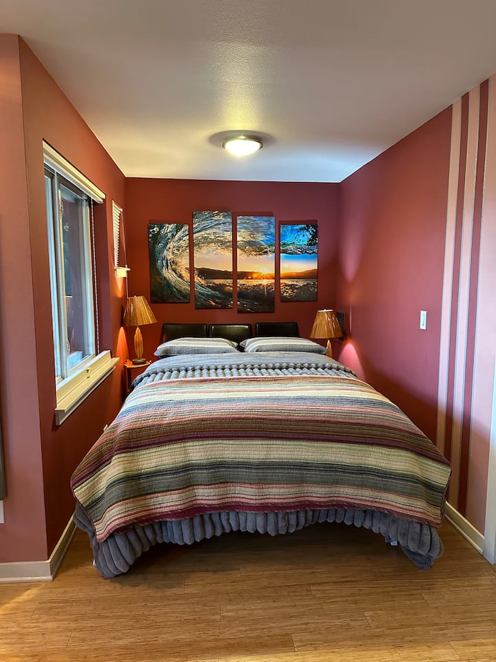 Rosewater Rm*private Entry&bath*spacious*fridge - Portland