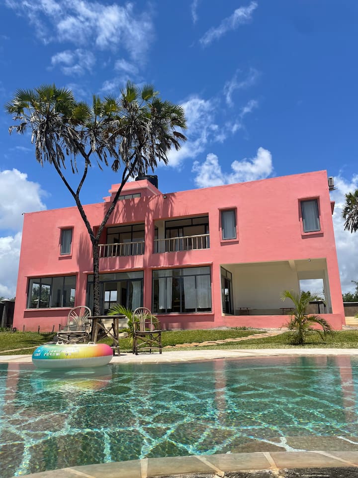 Galu Salama - Peaceful Paradise - Kenya