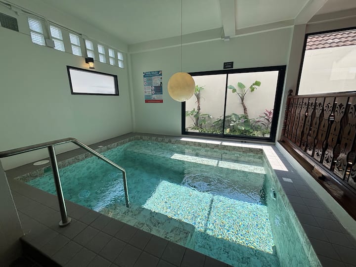Cozy 4br Pool Villa 360 Sq.m. At Chiang Mai City - Chiang Mai