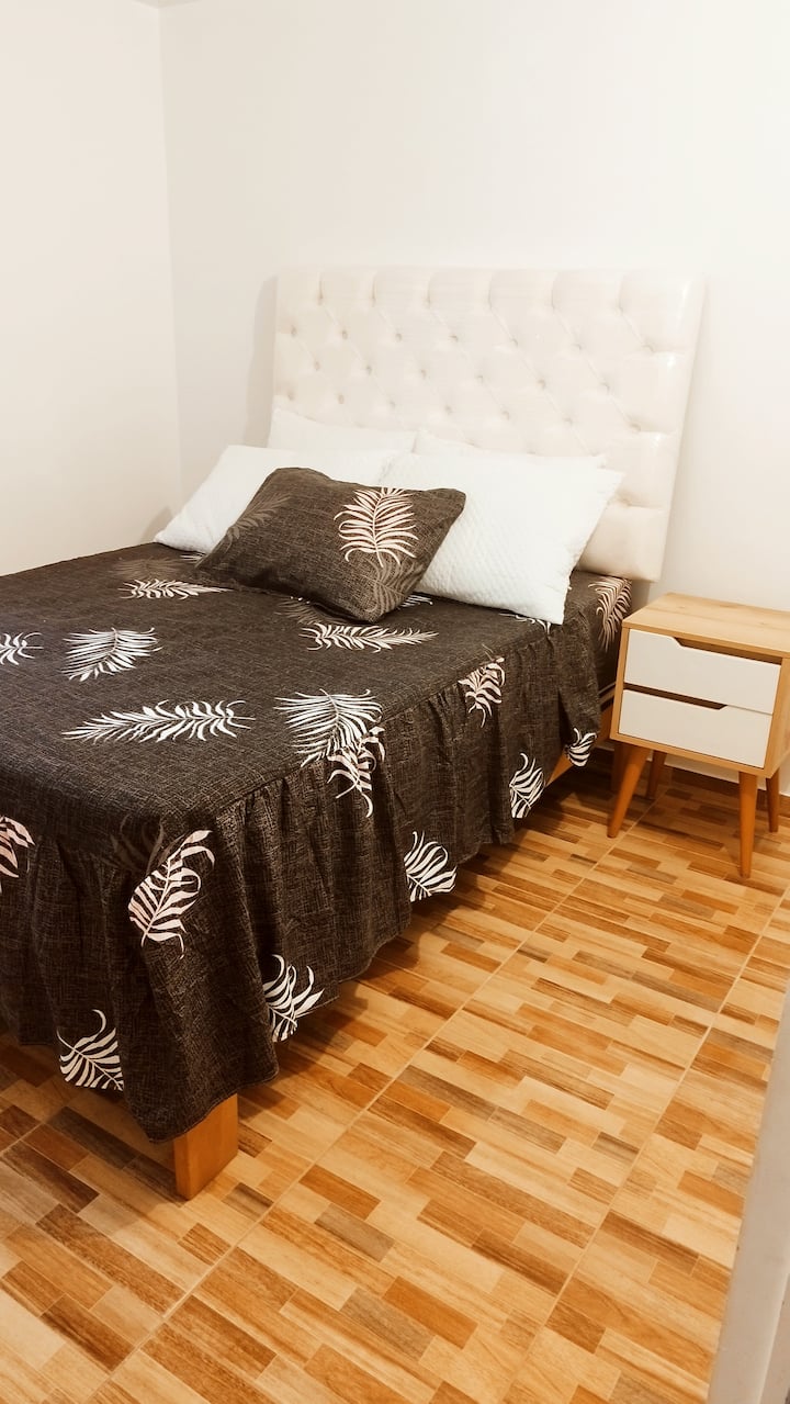 Encantadora Casita Primer Piso Cerca A Bujama - Mala