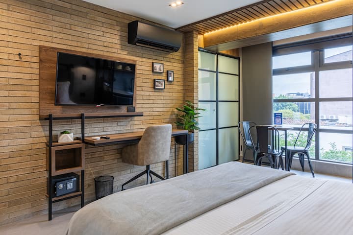 Loft En El Corazón De La 70 Con Wifi Y Ac - Medellin, Antioquia, Colombia