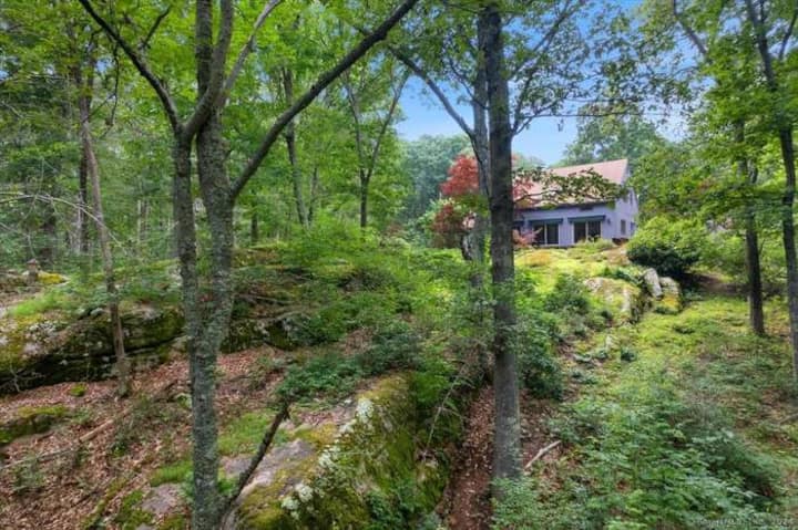Private Woodlands Escape *New 4 Bed*/fireplace - Old Saybrook, CT