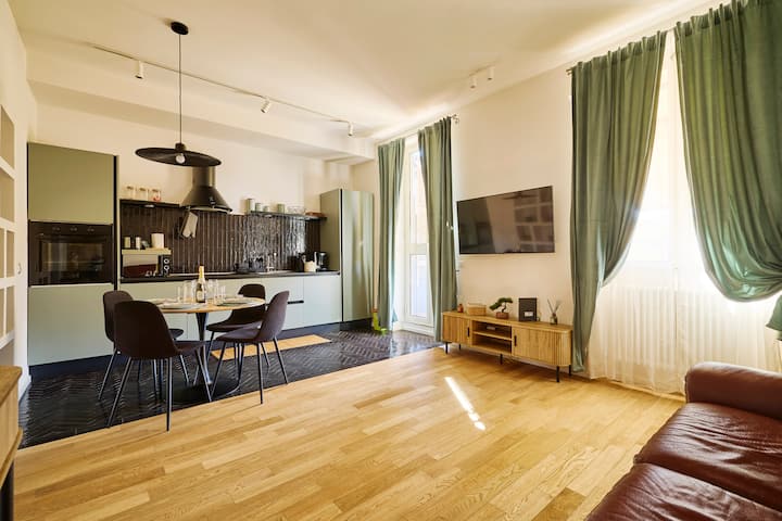 Beautiful Two-room Apartment In The Center Of Rome - Monti