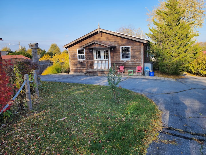 Cozy Retreat; Ideal For All! - Presqu'ile Provincial Park
