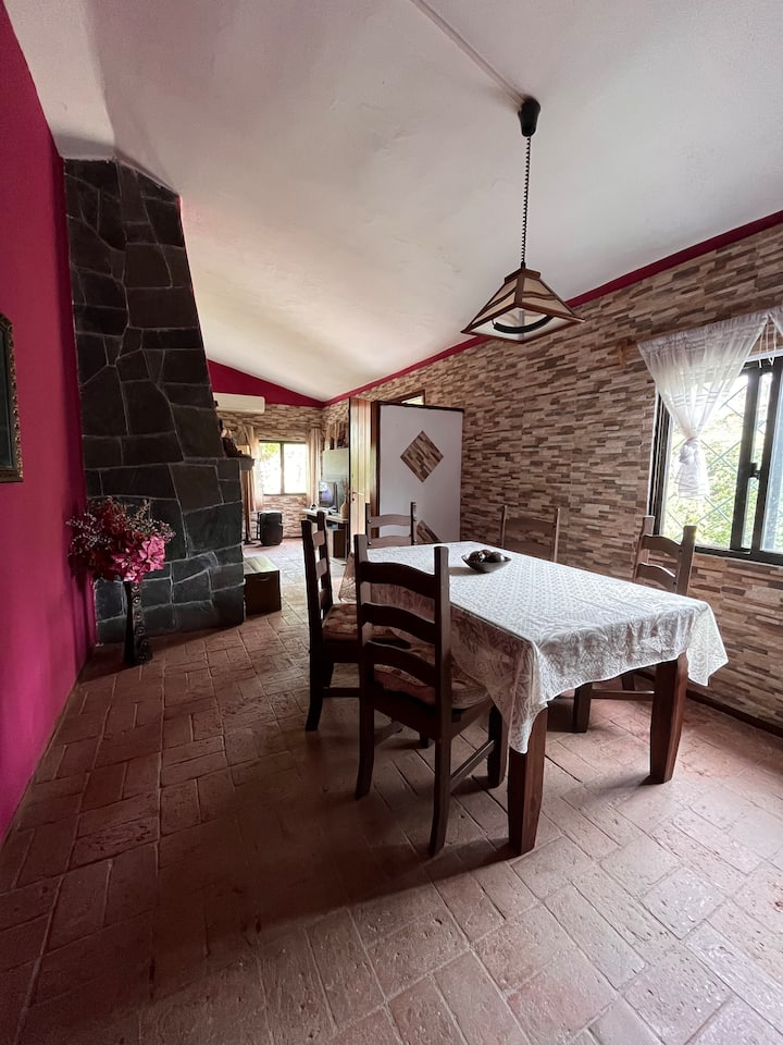 Hermosa Casa A Pasos De La Playa - Las Toscas