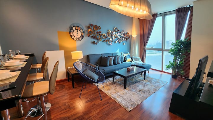 Travellers' Retreat, 2br With Pool&sea View @Pearl - Doha