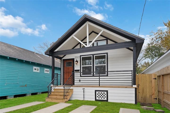 Near Downtown Houston 2 Br House - Houston, TX