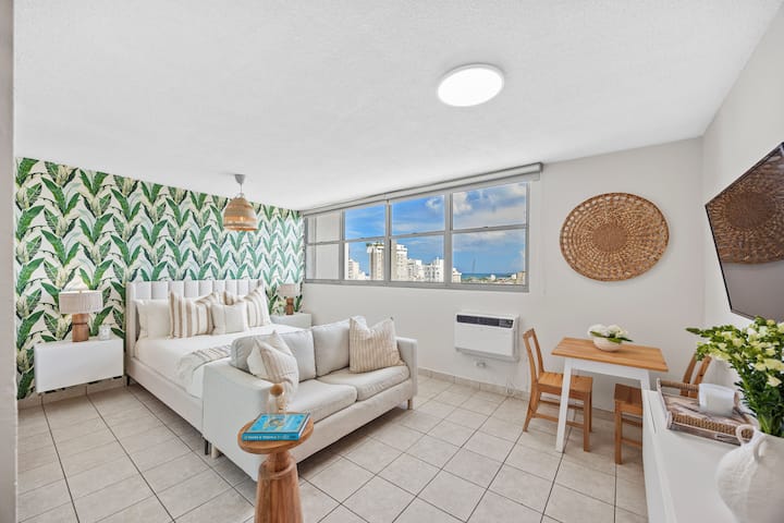 Stylish Studio Near The Beach - 