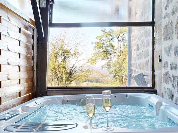 Maison Avec Spa Et Sauna Privé - Turenne