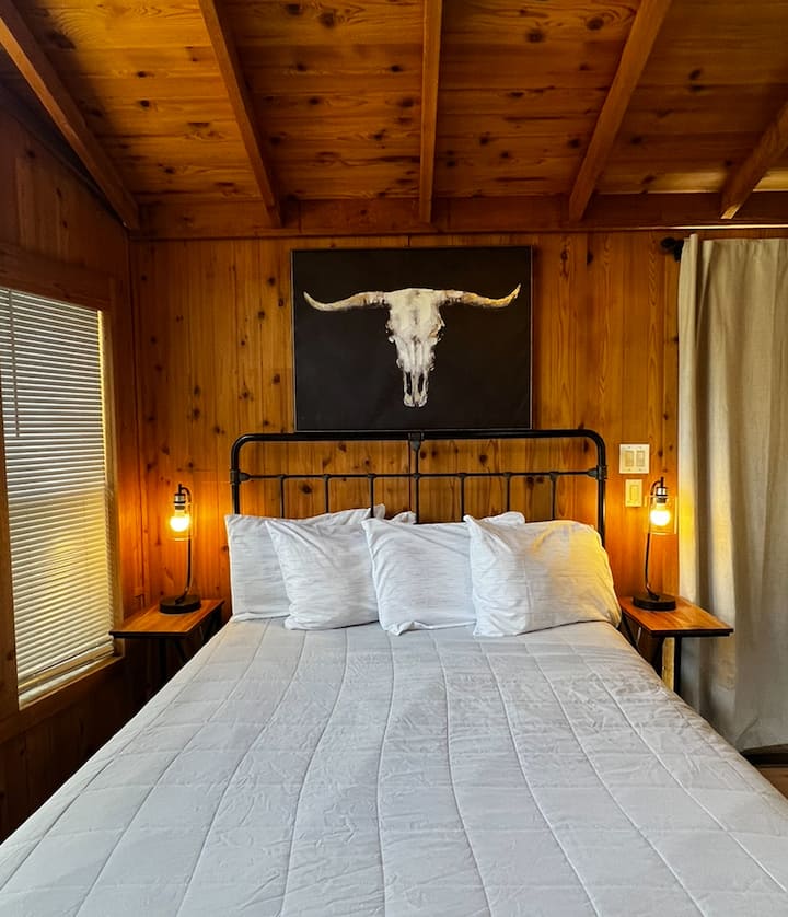 Oak Grove Getaway - Sequoia National Park