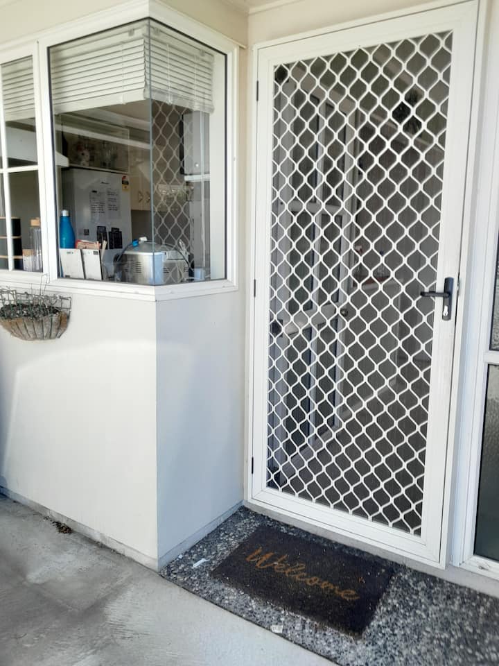 Our Cute Central Hastings Unit - Hastings