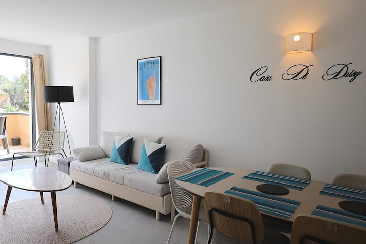 Casa Di Daisy – T2 Les Pieds Dans L’eau - Plage de Figari