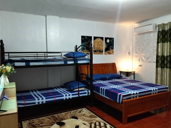 Cozy Half Duplex - Angono