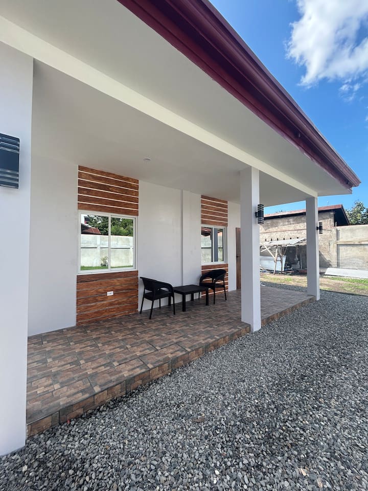 Guest House - Dauin