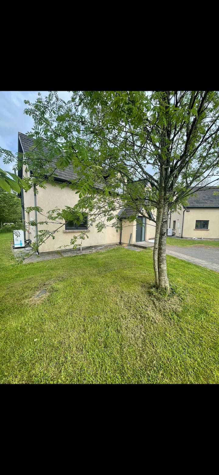 No. 2 Able Manor - Tipperary
