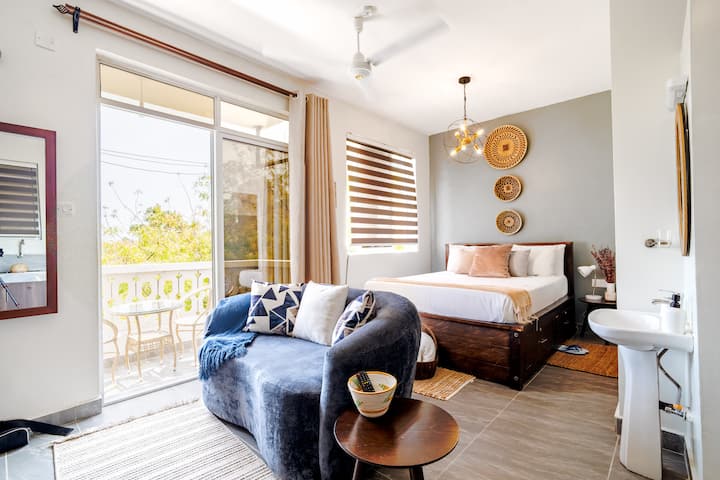 Tropical Escape On A Budget - Kenya