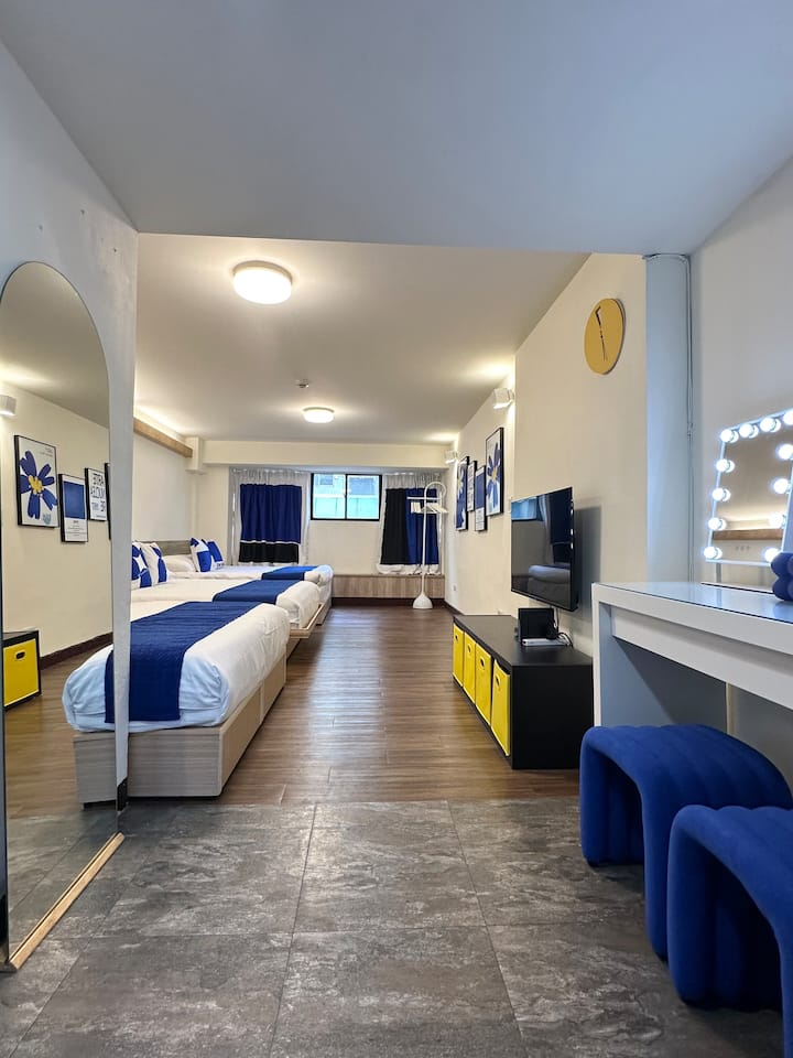 Blue Rhine Stay三張實床@西門捷運商圈ximen-taipei (3-6人) - Taipei