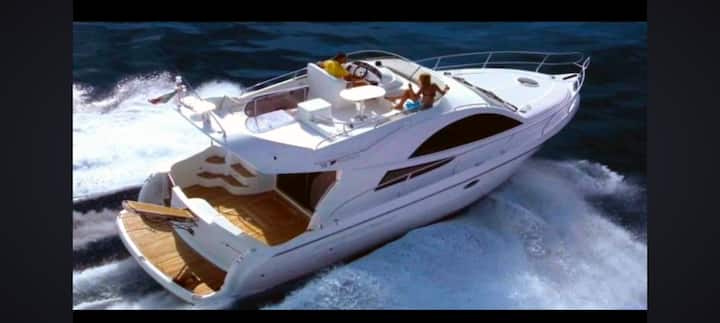 Carlina Yacht Private Tour - Capri