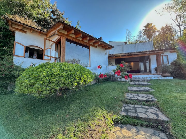 Casa Colibri - Valle de Bravo